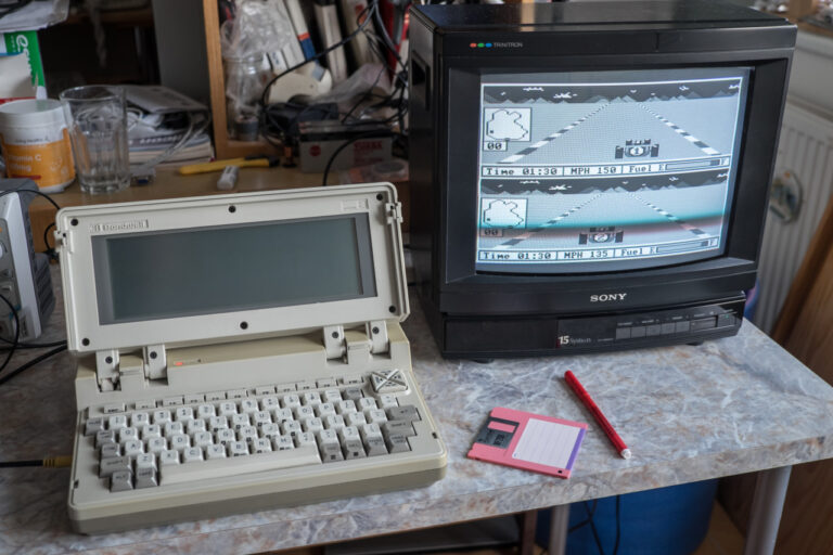 Old CGA Laptops and Monochrome TV Output – Vintage Computers and 3D ...