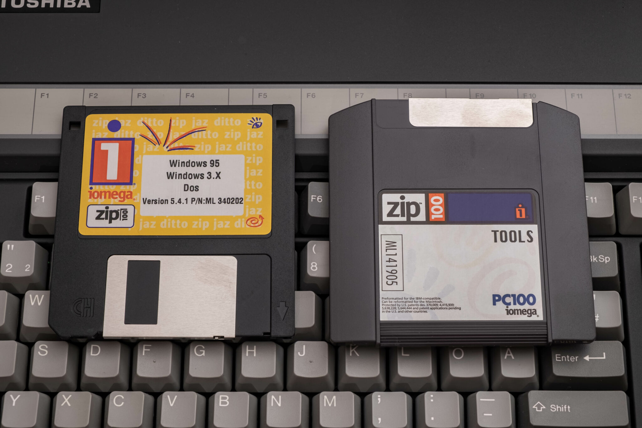 Iomega ZIP 100 drives – Vintage Computers and 3D Acceleration