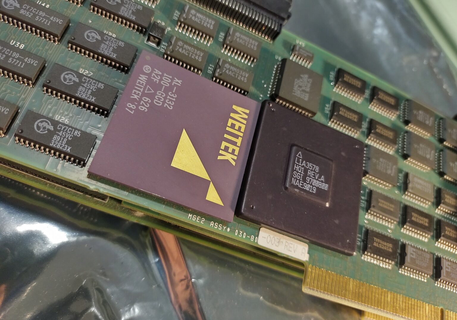 SGI IrisVision add-in 3D accelerator for PC (1990) – Vintage Computers ...